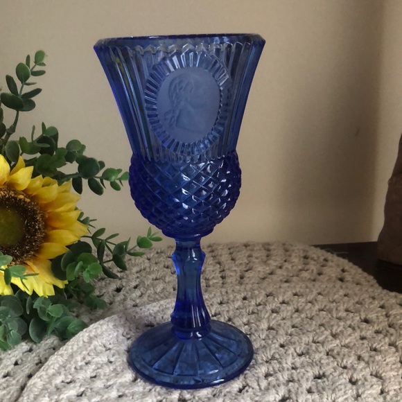Avon | Dining | Elegant Vintage Avon Fostoria Cobalt Blue Glass Goblet ...